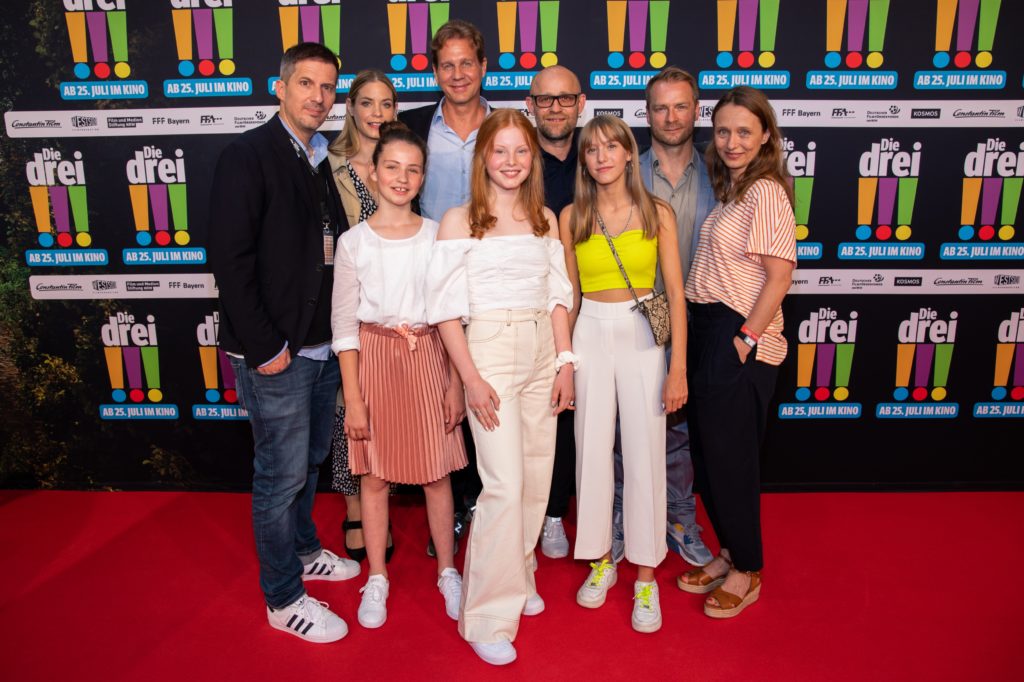 Spurensuche am Rhein: DIE DREI !!! feiern umjubelte Weltpremiere in ...